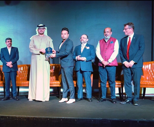 Satish Sanpal Felicitated With Rise Of Industry Emirates Business ...